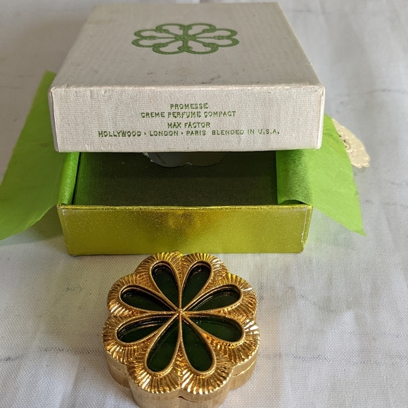Vintage | Accessories | Vintage Max Factor Promesse Perfume Hinged ...